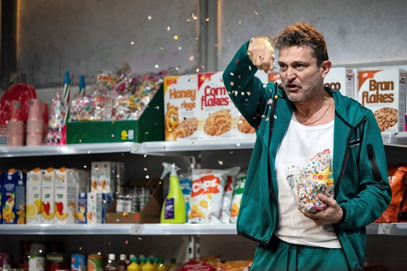 Simon Stephens «VANYA» :: TicketServices.gr